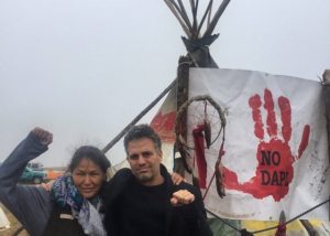 Actor Mark Ruffalo Arrives at Dakota Standing Rock Protests as Conflict ...