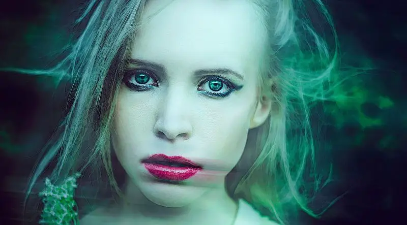 6 Types of Energy Vampires That Emotionally Exhaust You | Wake Up World