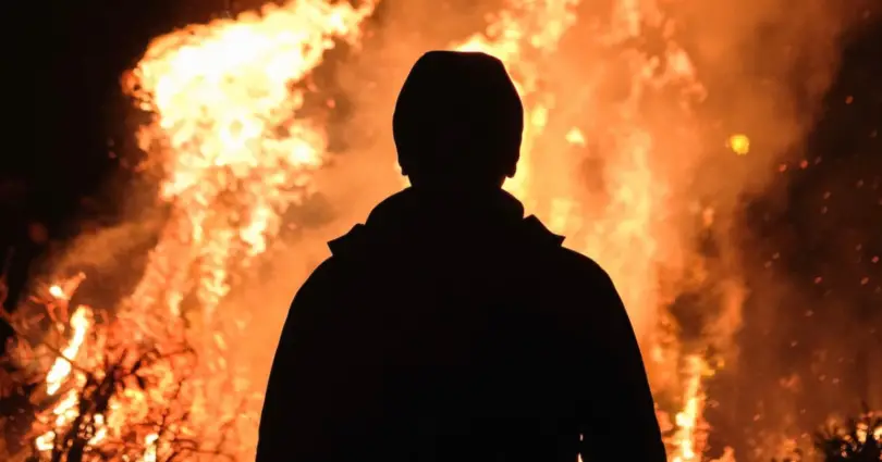 Self-Destructive Behavior: 17 Signs & Why it Happens